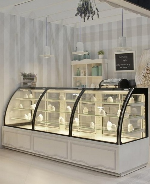 LCC Carina 03 1,0 - Pastry counter